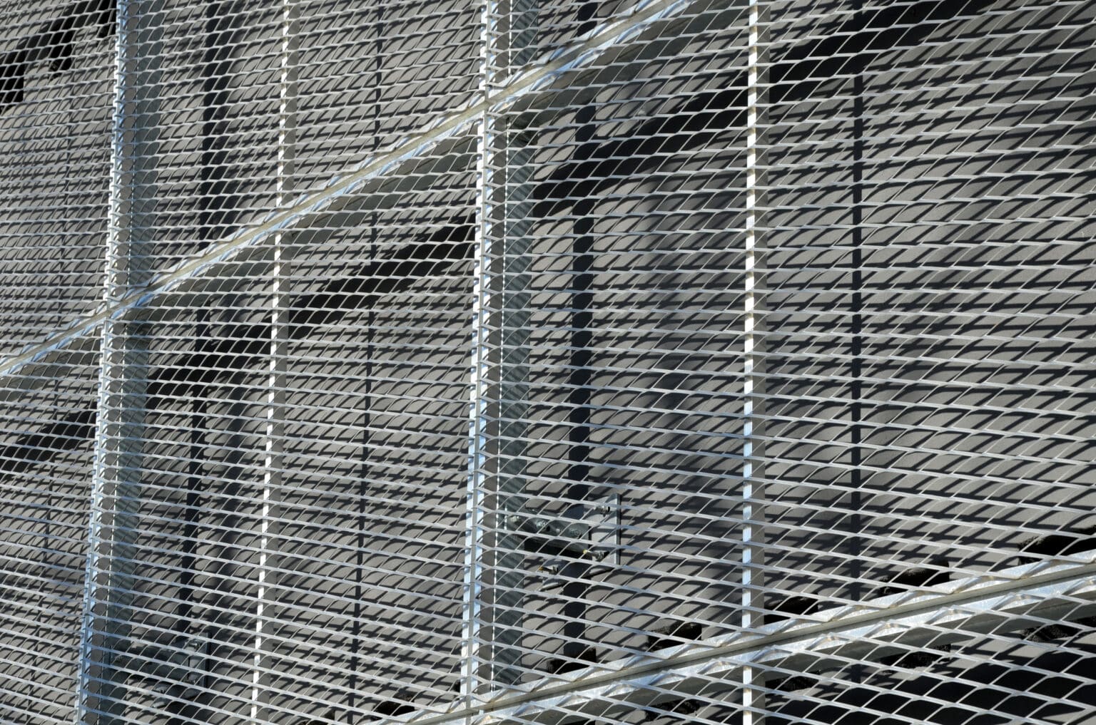 The Role of Metal in Modern Architecture: Form and Function ...