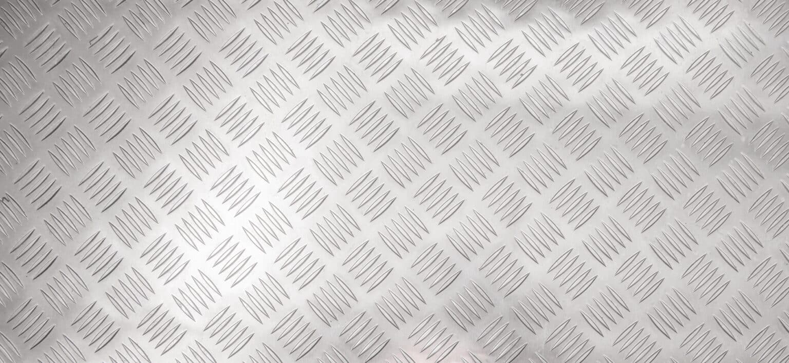 Diamond vs Checker Plate: Which Provides Better Slip Resistance ...